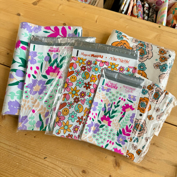 Bright Falling Floral Poly Mailer – Magical Mailers
